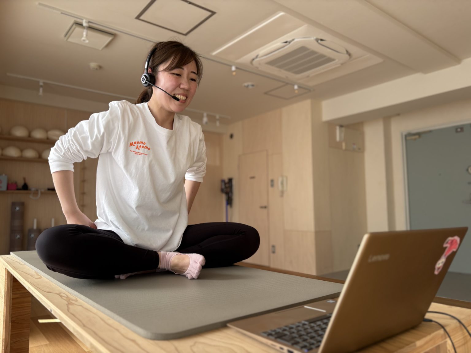 産後1か月以内の方が受講できるオンライン限定レッスンが開始しました | maemo atomo online | 出産のまえもあとも助産師・理学療法士によるオンラインピラティス